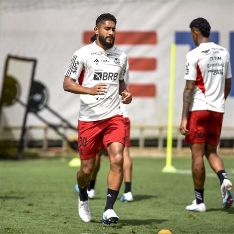 Gabigol Treina No Flamengo Após Revelar Dores Pablo Deixa Dm Sp NotÍcias