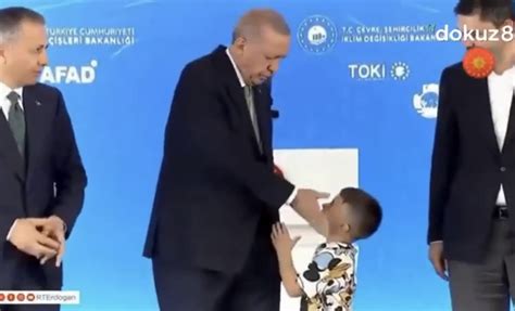 Режеп Тайип Эрдоган колун өппөгөн баланы жаакка чапты видео