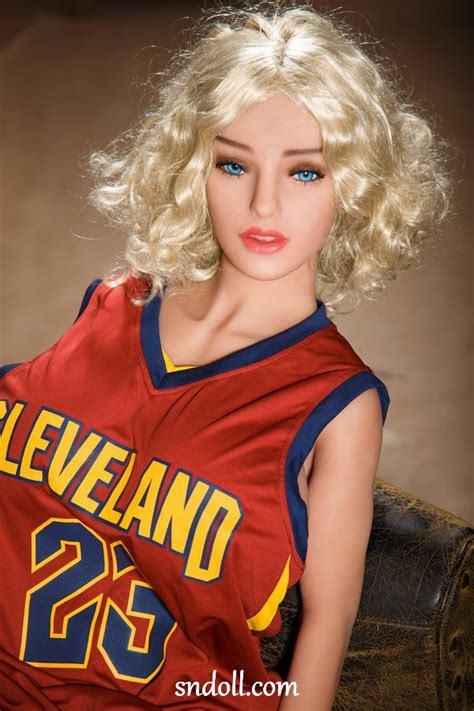 Кончаю внутрь молодой сексуальной секс куклы Felisa Sn Doll