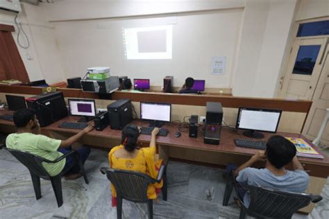 Computational Physics Laboratory Department Of Physics Rkmveri