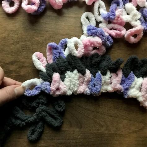 Loop Yarn Blanket Tutorial Baby Blanket Or Bigger Petals To Picots