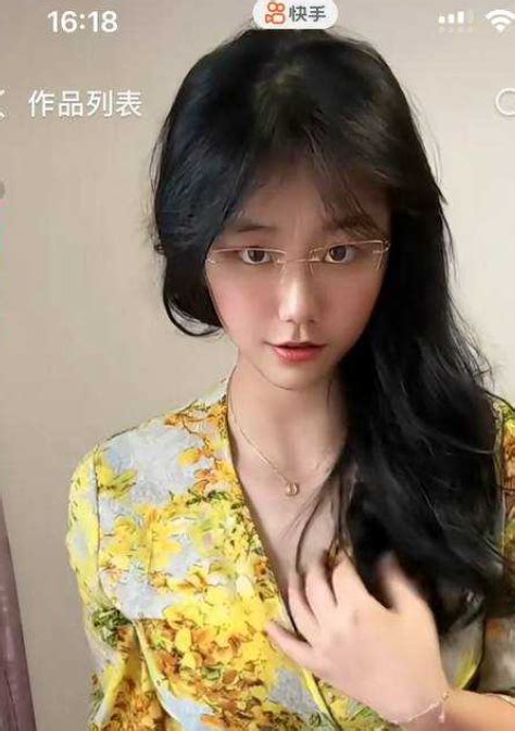 快手 张念 在评论区都被钓成翘嘴了！只因8分48秒视频遭全网疯传～ 91吃瓜网