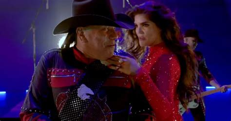 El Dueto De Ana Bárbara Y Bronco Está Siendo Un Rotundo éxito