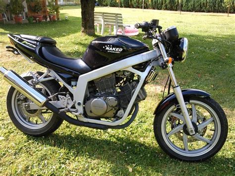 Hyosung Hyosung GT 125 Naked Moto ZombDrive