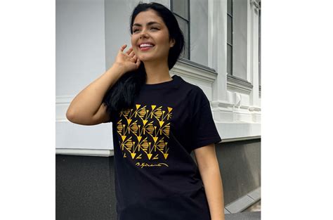 📖 Футболка вишита «Папороть за мотивом Василя Кричевського Розмір S Видавець Олександр Савчук