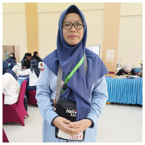 Sosok Marhani Ketua Kloter Pertama Wanita Embarkasi Medan