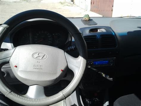 Странные кнопочки на руле=) — Hyundai Accent (2G), 1,6 л, 2003 года ...