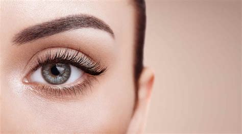 Wispy Vs Volume Lashes Which Is Right For You Method Lash