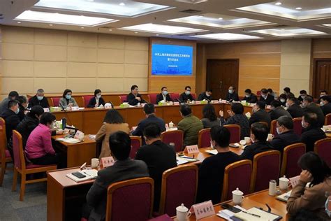 加满油、铆足劲、绷紧弦！普陀区研究部署抓开局稳增长工作 开新局谋新篇