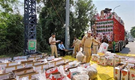 600 Kg Poppy Husk Seized The Tribune