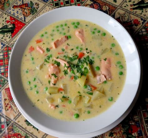 Deliciously Creamy Fresh Salmon Chowder Catrooo