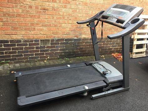 Pro Form 585 Perspective Treadmill With Tv Screen Ideal For Training
