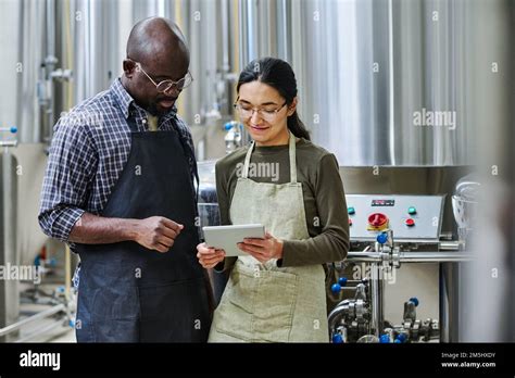 Process Engineers Hi Res Stock Photography And Images Alamy