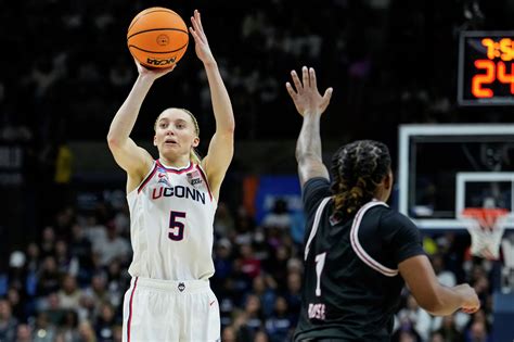 Paige Bueckers Makes More Uconn Womens Basketball History