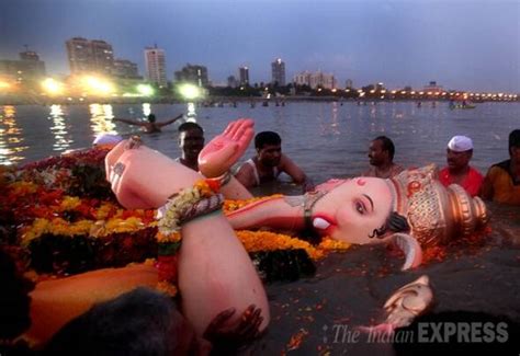 Ganpati Visarjan At Rk Studios Picture Gallery Others Newsthe Indian