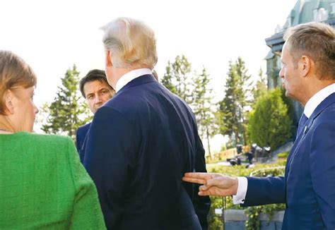 Trump posiada wszystkie materiały z negatywnymi wypowiedziami Tuska o nim