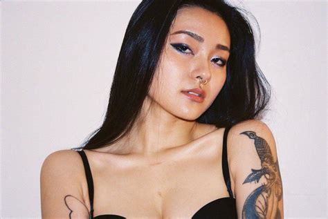 Rae Lil Black เดือด ถูกคนไทยขโมยผลงานไปขายในกรุ๊ปไลน์ เสียความรู้สึก