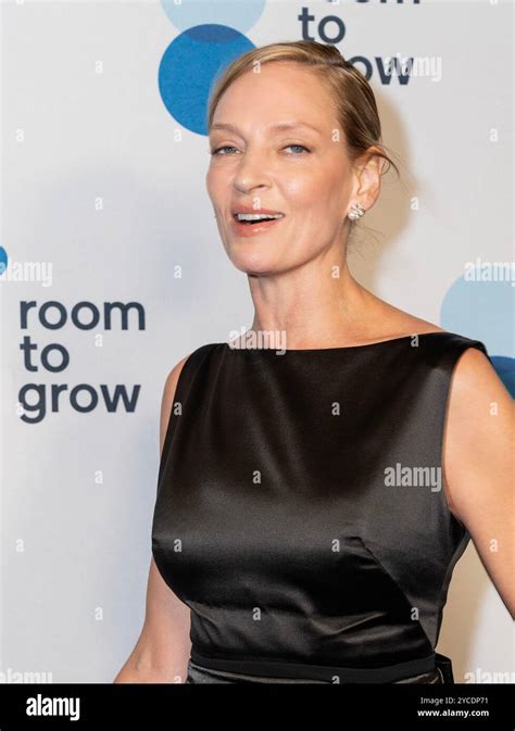 New York Ny Usa 22 October 2024 Uma Thurman Wearing Dress By