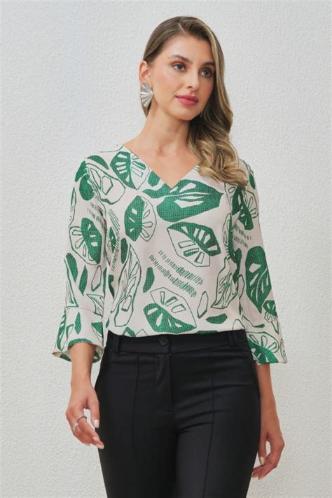 Blusa Folhagem Manga Decote V