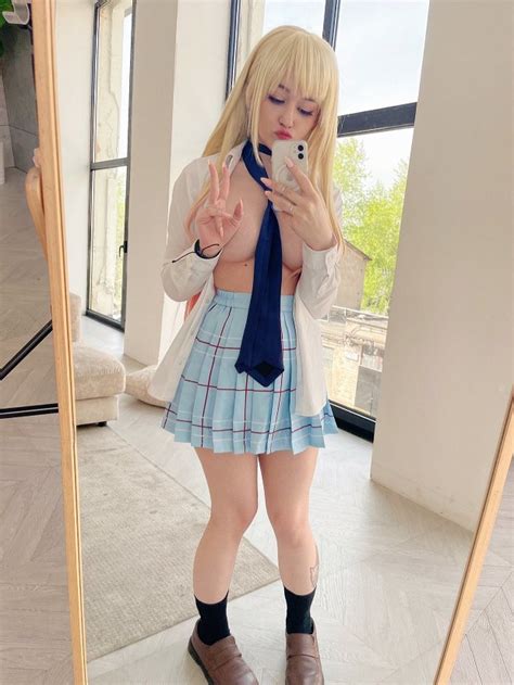 Braless Cosplay Podrostoma