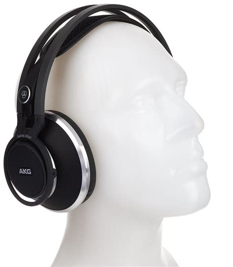 AKG K812 Review | headphonecheck.com