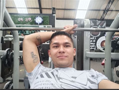 Henriquebatmanlatex017 Webcam Model Profile Xhamsterlive