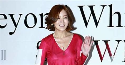이승연 여권 사진 공개 후 고치기 전이다 쿨하게 고백