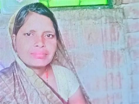 Woman Dies Due To Snake Bite सांप के काटने से महिला की मौत सोते समय