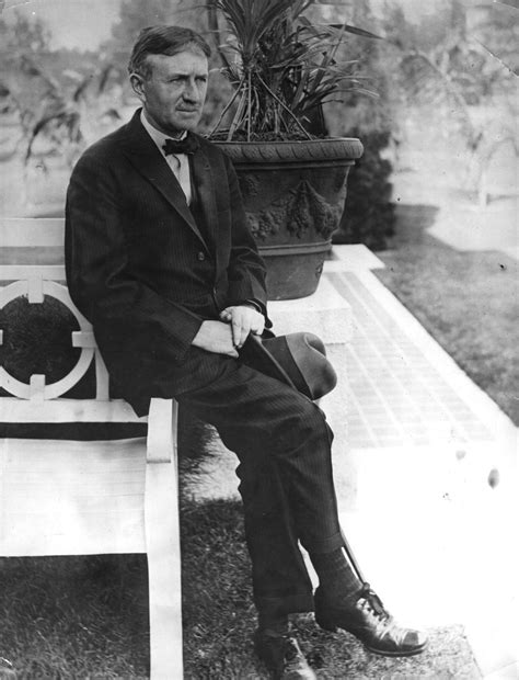 La Biografía De Harvey Firestone Uno De Los Padres De Los Neumáticos