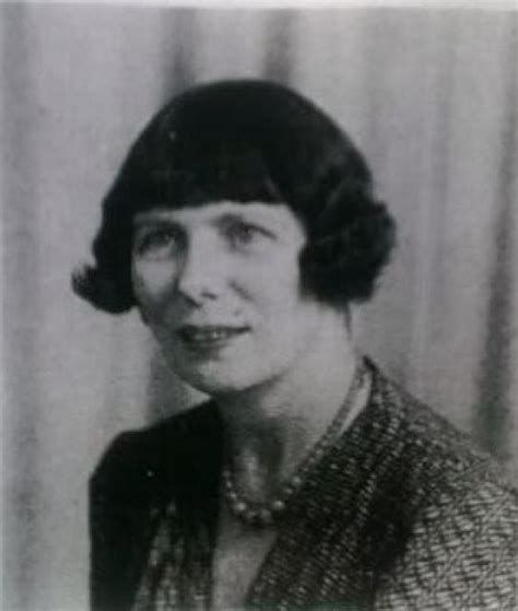 Christine Thomson Biography British Writer Author Of Horror Literature