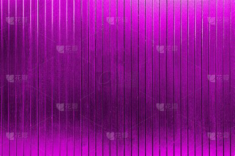 紫色或紫色纹理图案抽象的背景可以用作墙纸、屏幕保护程序、小册子封面或展示背景，也有文本复制空间。