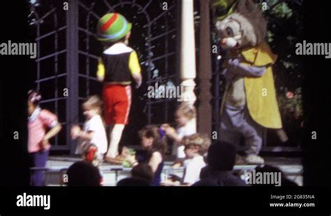 Float In A Disney Parade Stock Videos And Footage Hd And 4k Video Clips Alamy