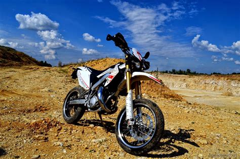 Pierwsze spotkanie z jednośladem 50cm3 by tzr Honda HM CRE 50
