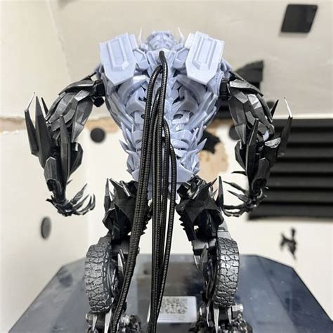 🤖 Transformers Crowbar Dreadbot Dmk Articulated Figure・ 3d File For 3d