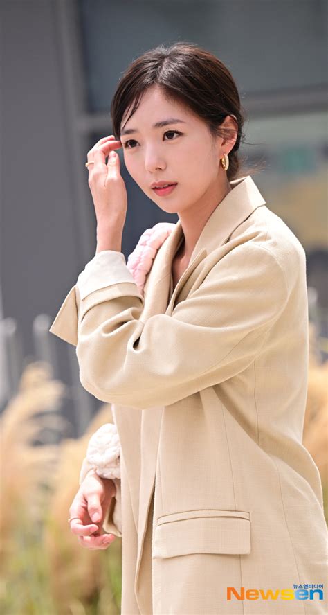 채수빈 화사한 미모 포토엔hd 손에 잡히는 뉴스 눈에 보이는 뉴스 뉴스엔