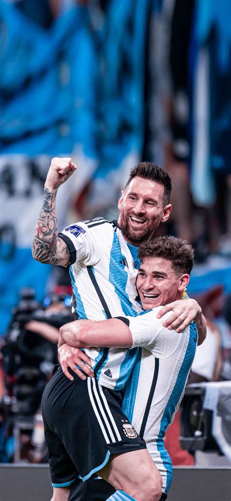 Julian Alvarez And Lionel Messi Wallpaper Leo Messi Argentina