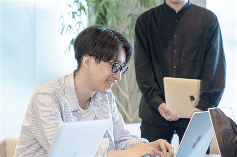 国内最大級のライバーマネジメント事務所「livewith」でライバーの原石を集客するマーケティング担当を募集！ Dely株式会社