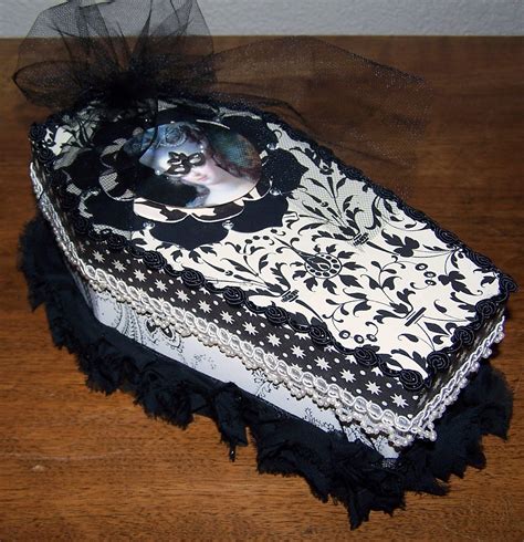 A Nostalgic Halloween Marie Antoinette Coffin Of Gothic Goodies