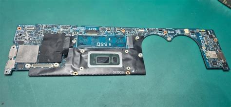 Dell Xps 7390 La H931p Intel 6 Core I7 10710u 47ghz 8gb Ddr3