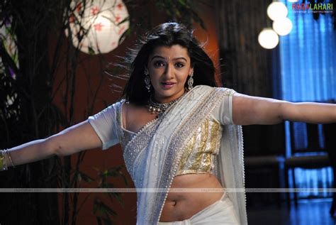 Aarti Agarwal Sexy Clevage And Navel Show In Saree Bollymira