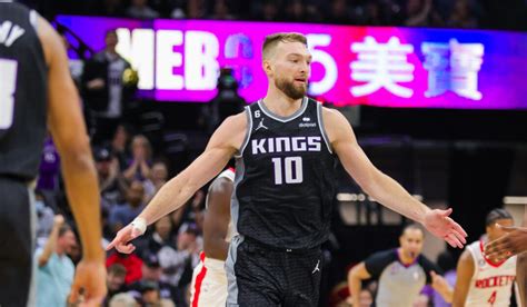 Kings 139 Rockets 114 Kings Eject Rockets At Home The Kings Herald
