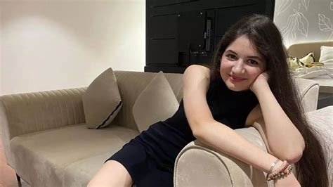 Munni Badi Ho Gayi Salman Khans Bajrangi Bhaijaan Co Star Harshaali