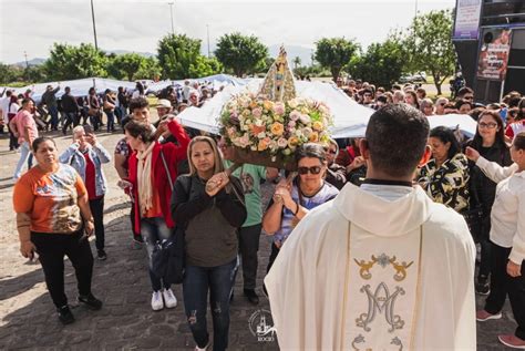 Romarias Chegam De Todos Os Lugares Do Brasil Para Visitar A Festa Da