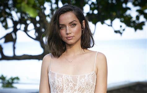Ana De Armas Bond 25 No Time To Die Wallpaper 4k Ana