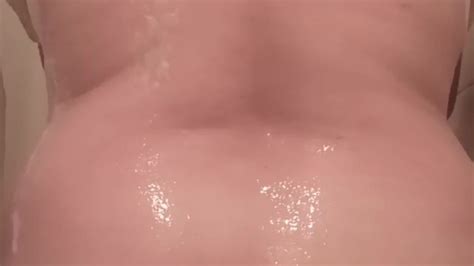 Nos Duchamos Juntos Mi Muchacho Ya Es Todo un Hombre Después Le Doy Unas Ricas Mamadas De