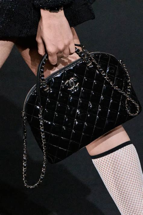 공개 직후 반응 핫한 샤넬 2023 신상 백  인스티즈 Instiz 이슈 카테고리