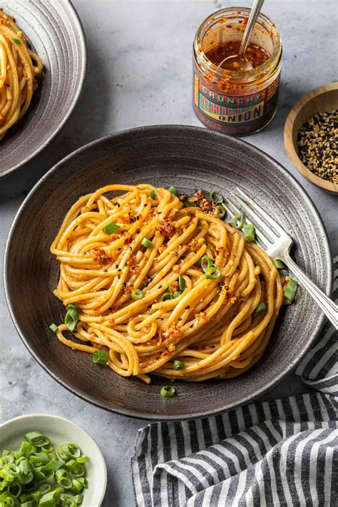 Garlic Chili Sauce For Noodles At Gilberto Morales Blog