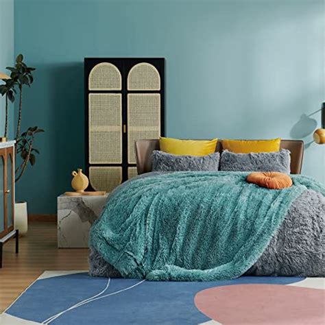 Bedsure Soft Fuzzy Faux Fur Sherpa Fleece King Throw Blanket Teal Warm