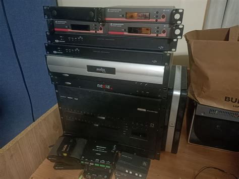 Bulk Lot Of Commercial Audio Equip Crestron Biamp Etc Stereo Home Cinema Headphones