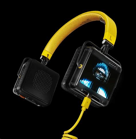 Show Off Your Music Taste With The Futureahead Headset Design Swan